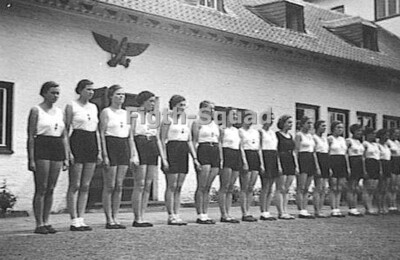 WW2 Picture Photo BDM Young Bund Deutscher Mädel League German Girls ...