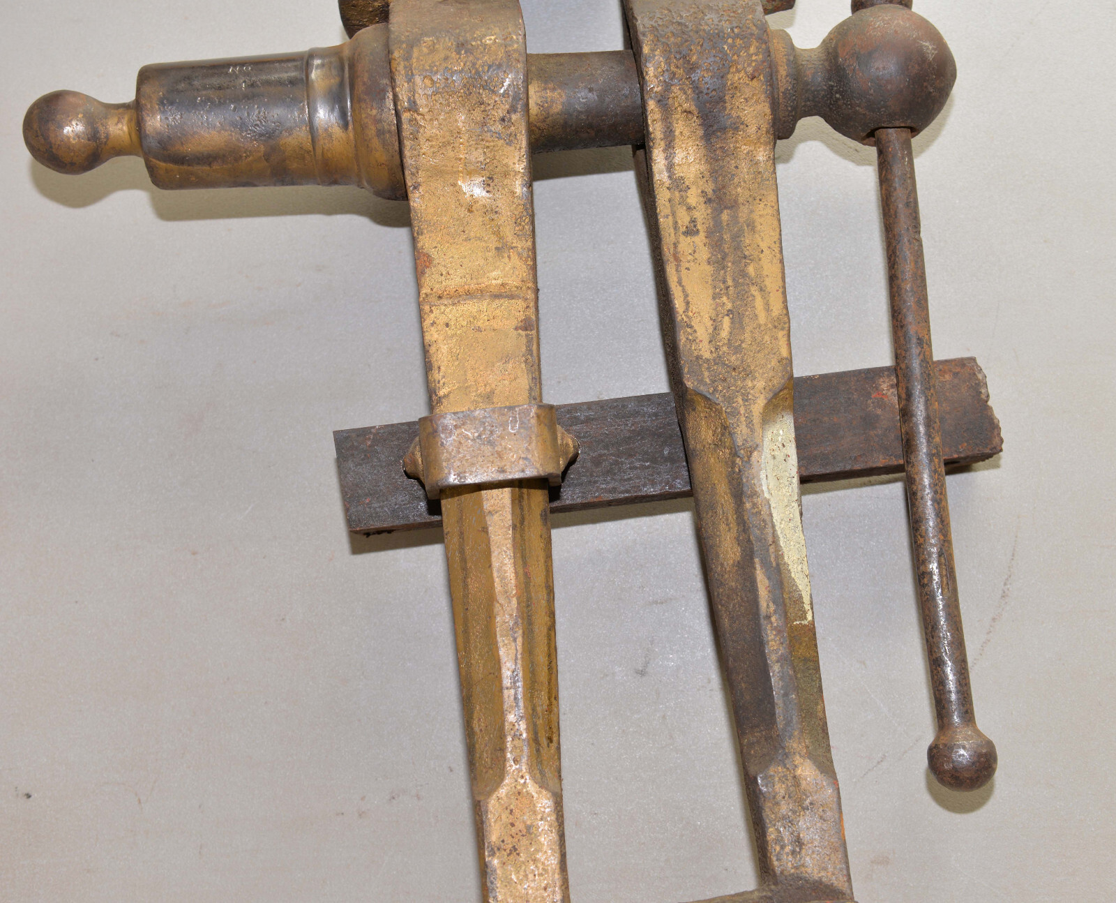 Monster 85 lb Peter Wright blacksmith post leg vise 5 1/4" jaw collectible tool | eBay