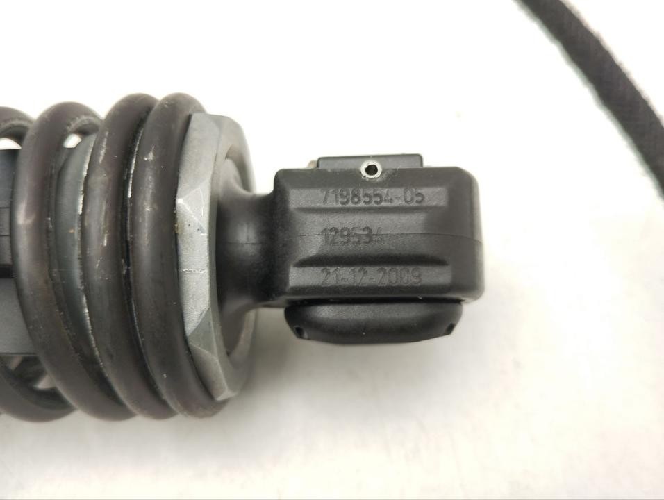 Gas Spring Rolls-Royce GHOST 2010 7198554 | eBay Australia