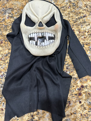 Fun World Easter Unlimited Youth Fang tooth mask Item #9205 | eBay