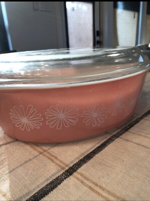 Vintage PYREX 045 Pink Daisy 2 1/2 QT Casserole Dish with Lid | eBay