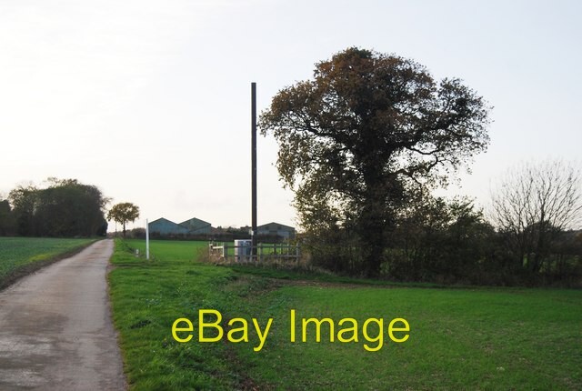 Photo 6x4 Saxon Shore Way towards Cockham Farm Broad Street c2009 | eBay UK