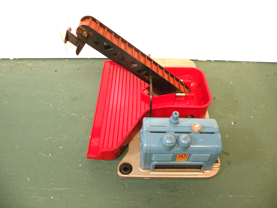 1948-57 VINTAGE LIONEL #397 O SCALE OPERATING COAL LOADER WITH ORIGINAL ...