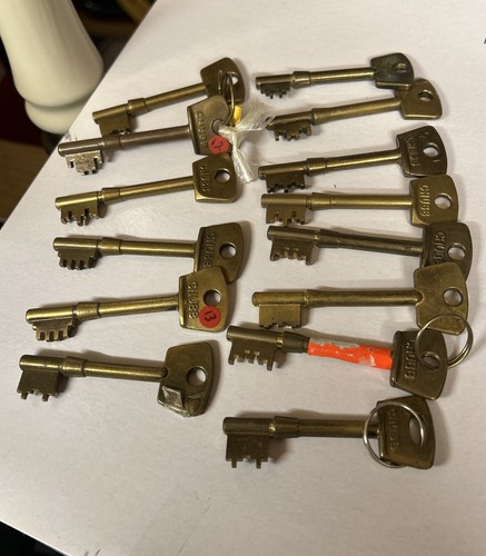 14x Old Genuine Chubb Brass Keys Antique Vintage Keys Mancave Safe ...