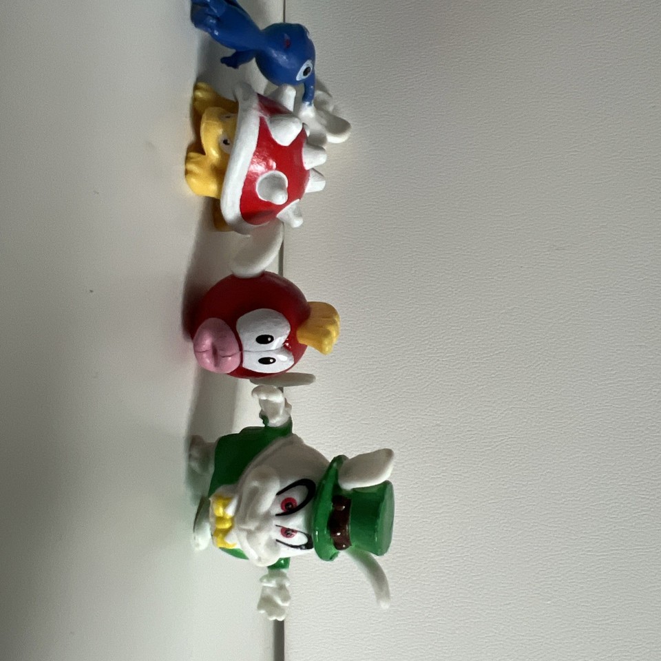 Nintendo Super Mario Figurine Lot Piranha Moe Eye Pikmin Spiny Cheep ...