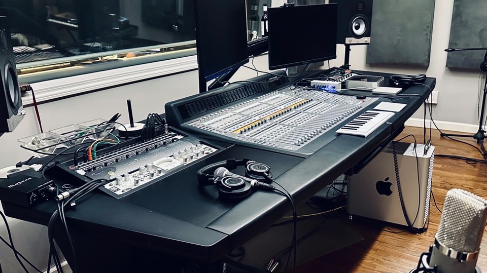 Avid Digidesign C24 - Mixing console | eBay