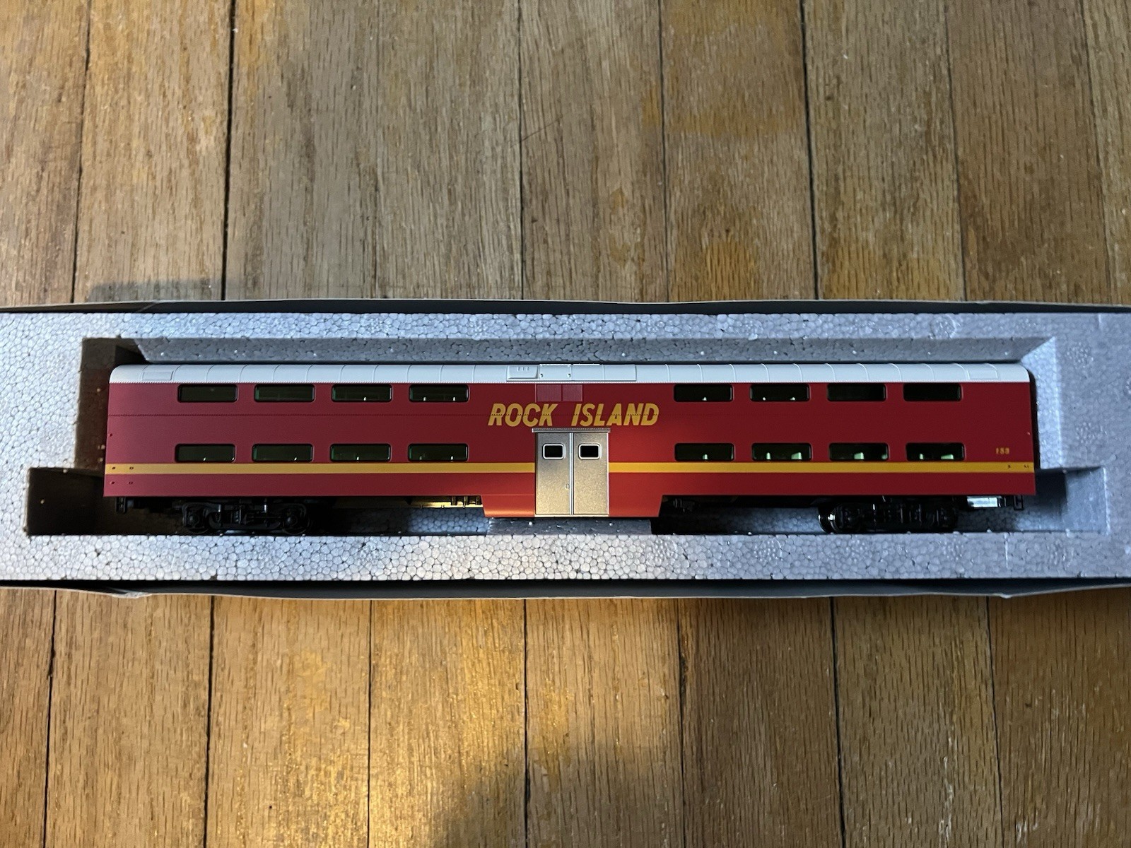 Kato Bi-Level Passenger Car Rock Island 4-Window Coach #155 - HO Scale ...