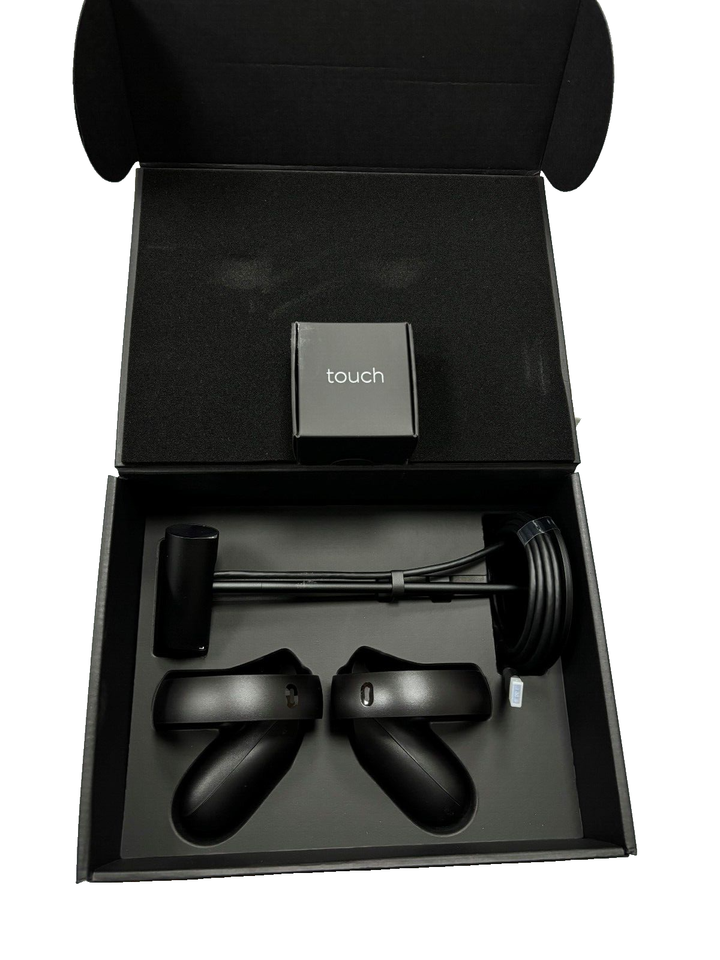 Brand New Meta Oculus Rift CV1 Touch Controllers-RIGHT&LEFT-Pair- FREE ...