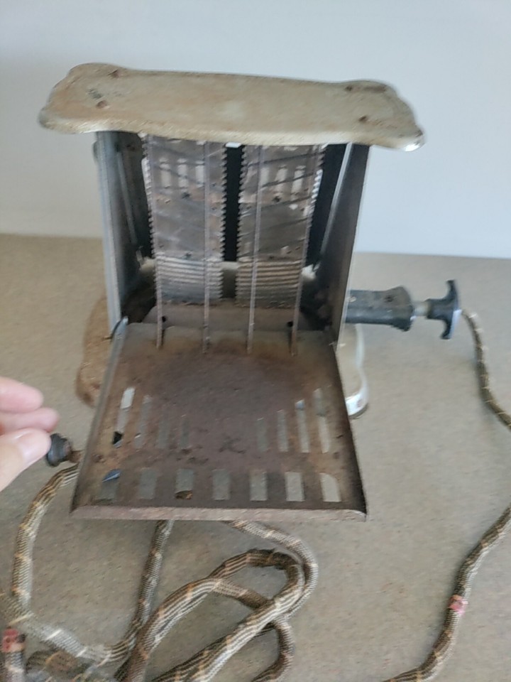 Vintage Leviton Rusty Toaster Display Only Kitchen Decor Plant Stand | eBay