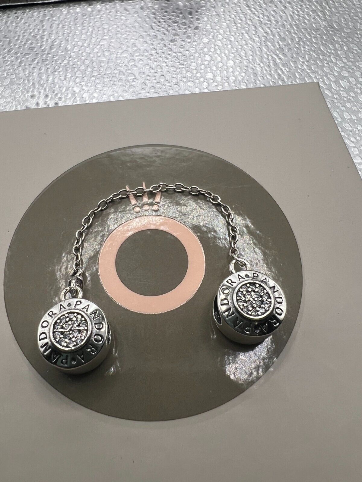 PANDORA SPARKLING LOGO SAFETY CHAIN - Gem