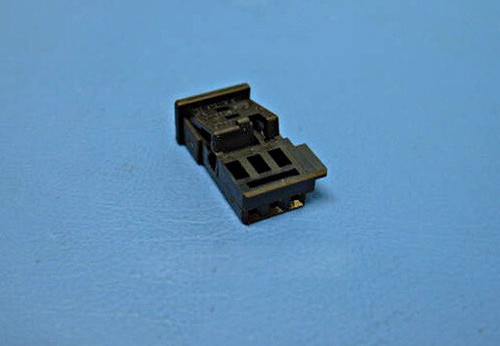 Genuine VW/Audi SKODA SEAT Amarok Ameo Flat Contact Housing 1C0973119B ...