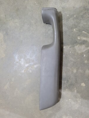 1998-2005 S10 Blazer Sonoma Jimmy LEFT DRIVER SIDE Light GRAY Door Pull ...