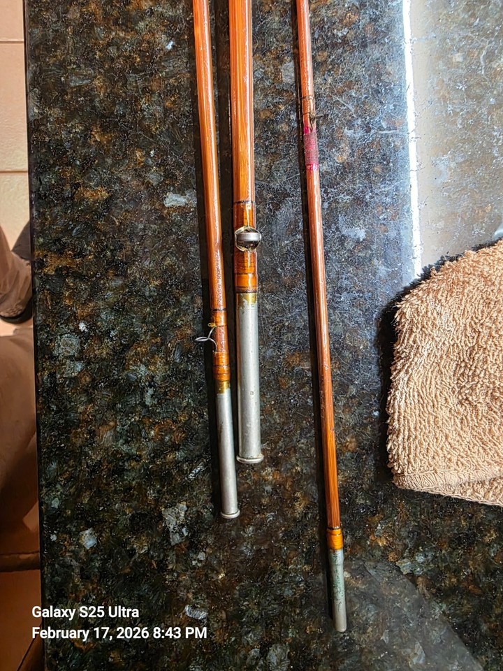 VINTAGE BAMBOO FLY FISHING ROD 8.5' WITH ALUMINUM CASE & CLOTH SLEEVES ...