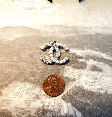 CHANEL BUTTON LARGE SILVER PEARLS AND RHINESTONES ZIPPER PULL 25 MM 1 ...