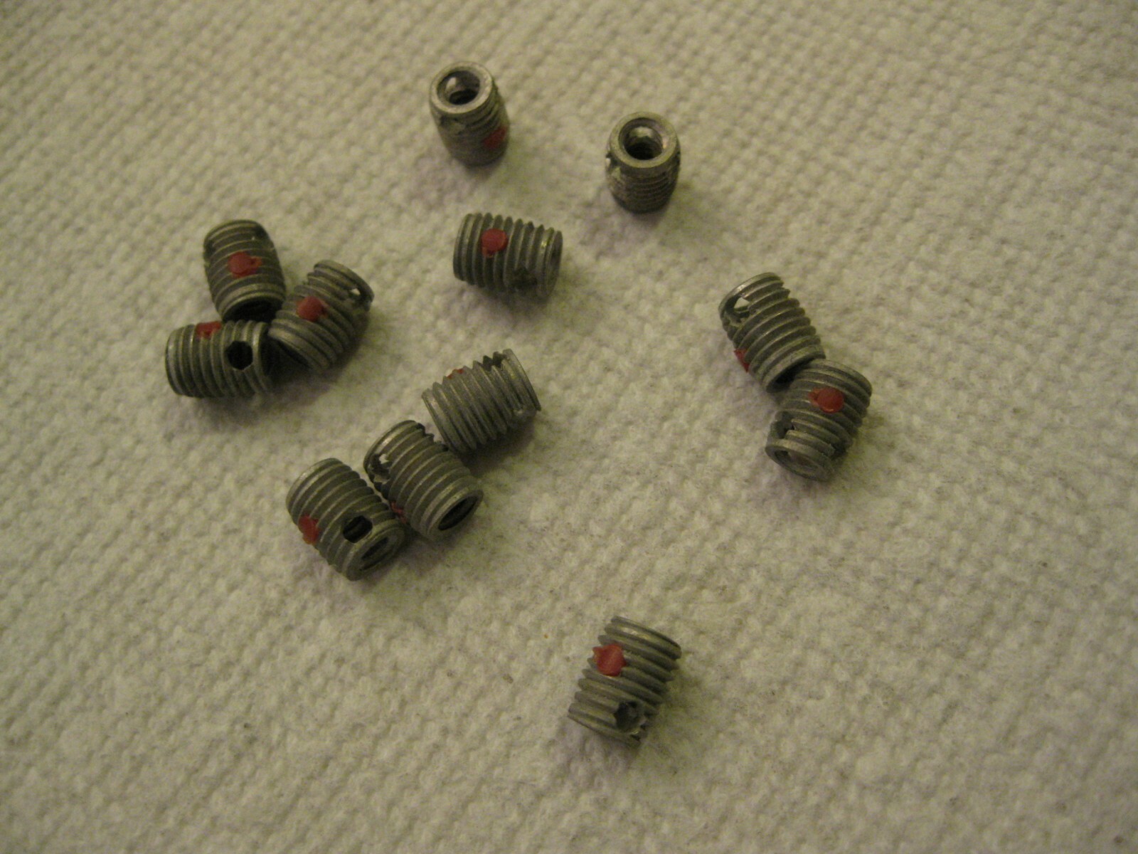 NYLOK #10-24 Tap-Lok Hole Series Thread Inserts 3/8" Lg 12pc Cad Pl ...