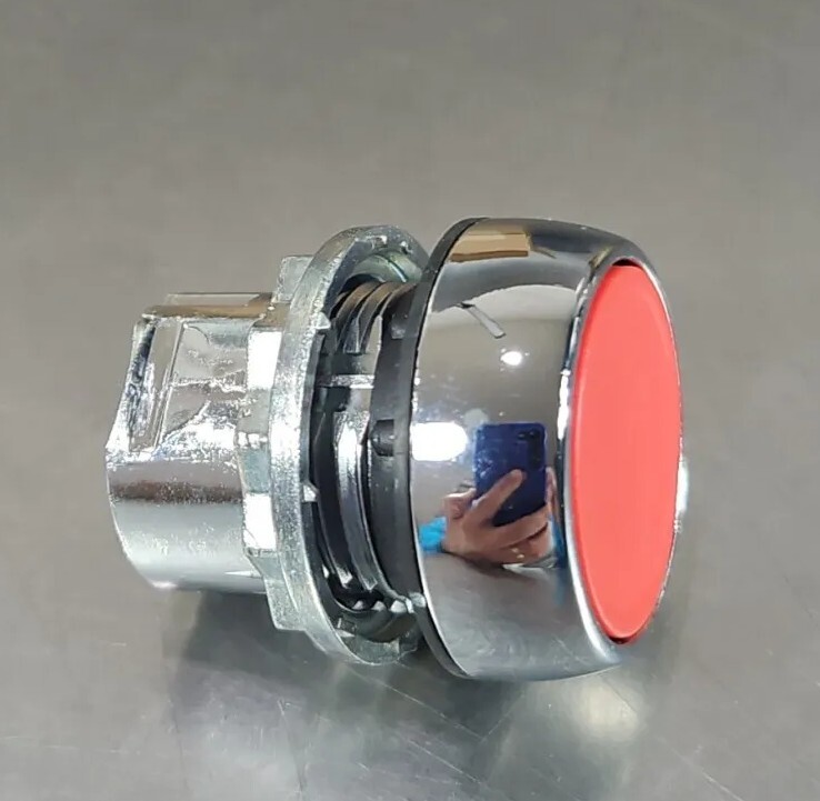 ALLEN BRADLEY 800FM-LF3. CHROME/RED. ILLUMINATED PUSHBUTTON FLUSH. Loc 4A-9 | eBay