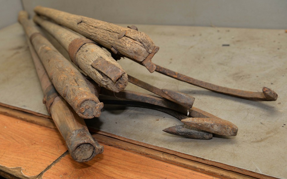 4 antique cant hook lumber log tool logging pick up hooks collectible ...