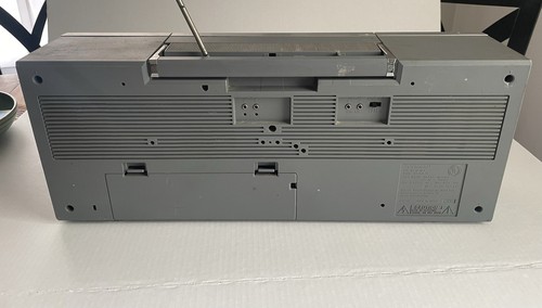 Boom Box Realistic SCR-17 AM/FM Stereo Radio Dubbing Cassette Recorder ...