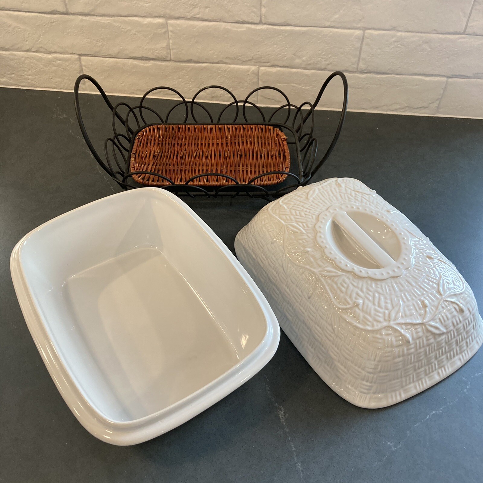 Temptations Orchard Vine White Basket 4qt Lidded Casserole w/ Wire Rack ...