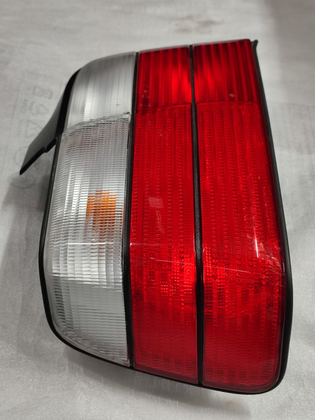 Genuine BMW E36 316i 318i 318is 318tds 320i 323i 325i Rear light ...