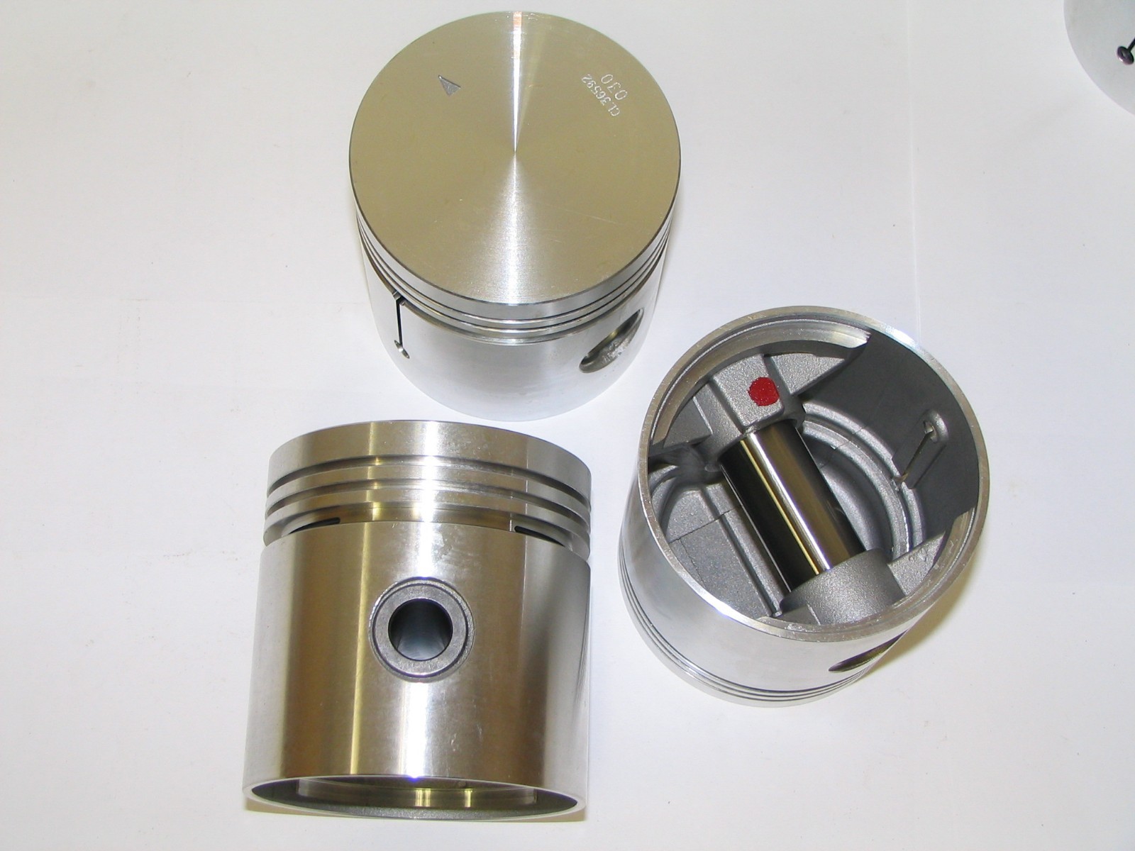 8 Pistons & Rings 1936-1949 Pontiac 249 8-cyl 36 37 38 39 40 41 42 46 ...