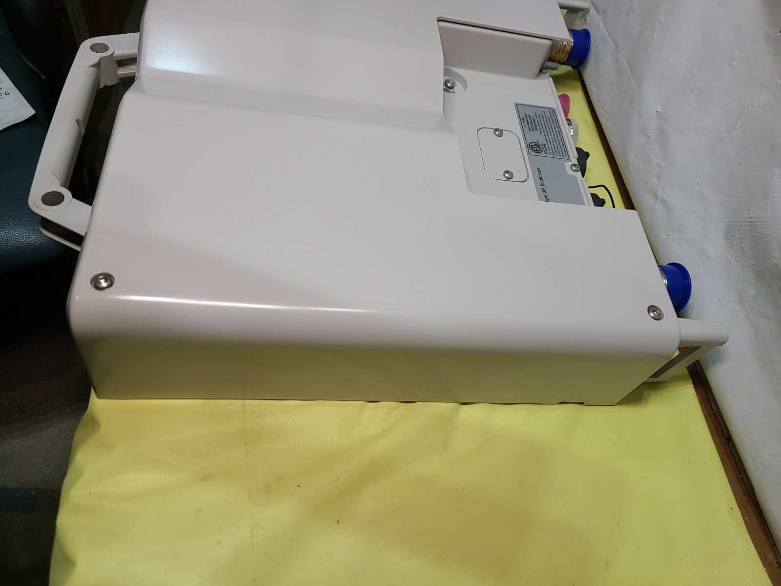 Ericsson RRUS A2 B2/b25 Radio Pcs Base KRC 161 286/1 Enclosure 3r for ...