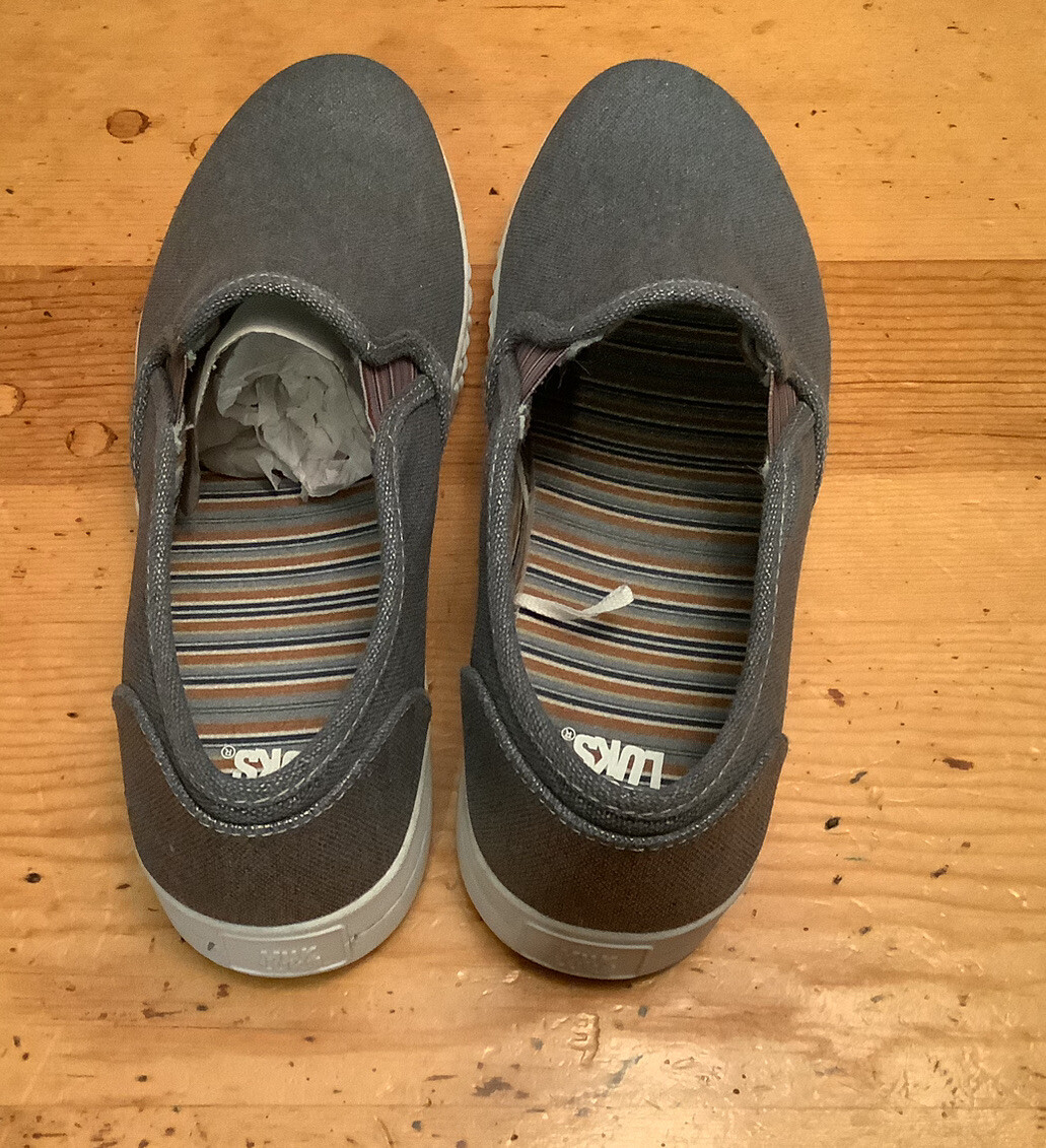 Muk Luks Womens Street Savvy Slip On Shoes Gray Size 9 | eBay