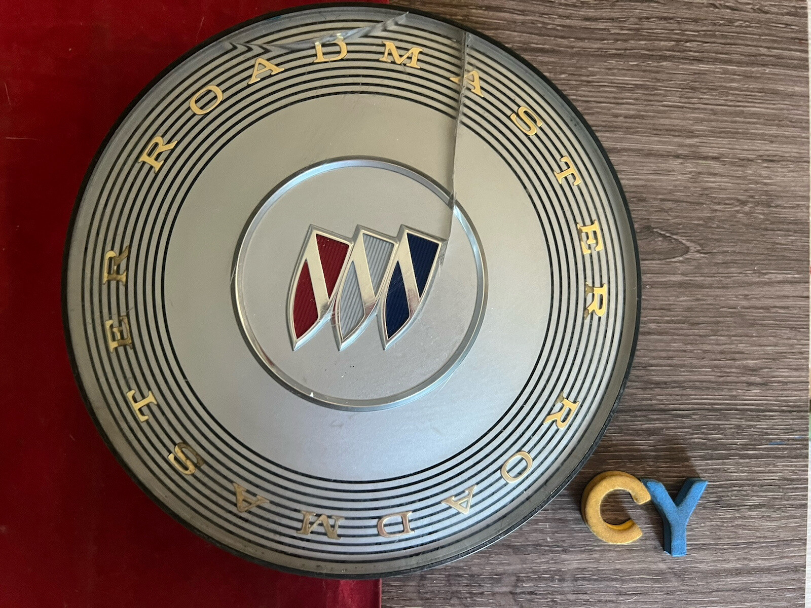 #CY (1) 1994-1996 BUICK ROADMASTER Wheel Hub Center Cap GOLD 10194330 ...