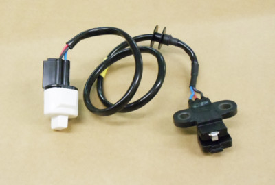 New Engine Crank Angle Sensor For Mitsubishi L200 Pick Up 2.5TD (1996 ...