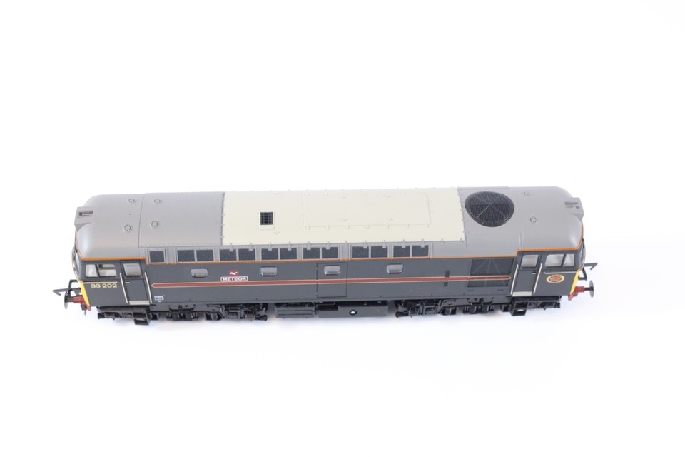 Heljan 33341 OO Gauge Class 33 Bo-Bo '33202' 'Meteor' Fragonset Diesel ...