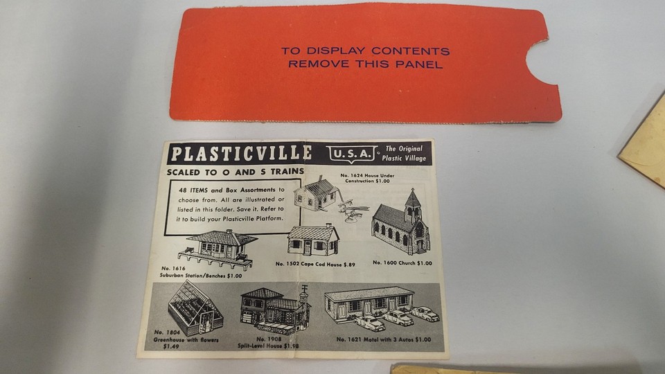 LIONEL POSTWAR PARTS - PACKETS, INSTRUCTION SHEETS, BOX PART, ETC (HB62 ...