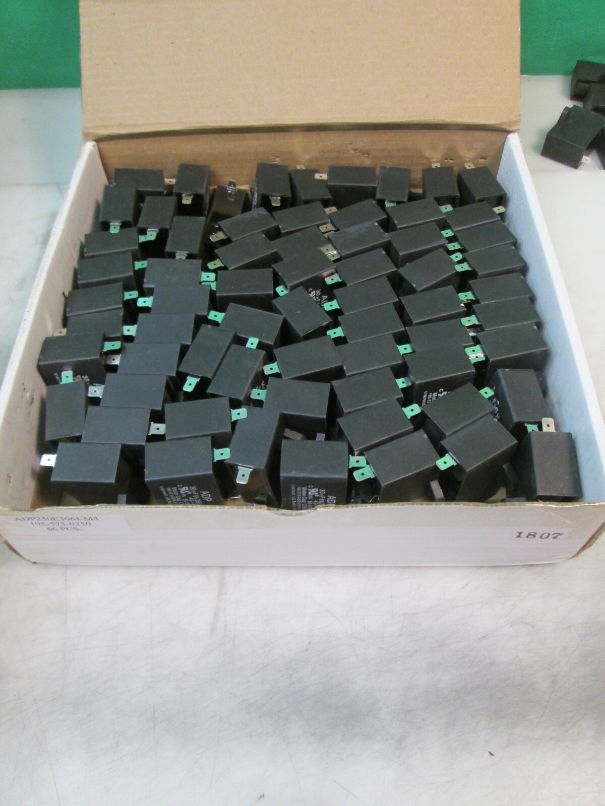 ADP Motor Cap Cbb6-1 Air Conditioning Fan Blower Capacitor 30uf 250v 50 ...