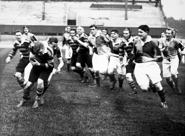 RUGBY UNION OLD PHOTO Harlequins Jc Gibbs Tackles 1927 | eBay Australia