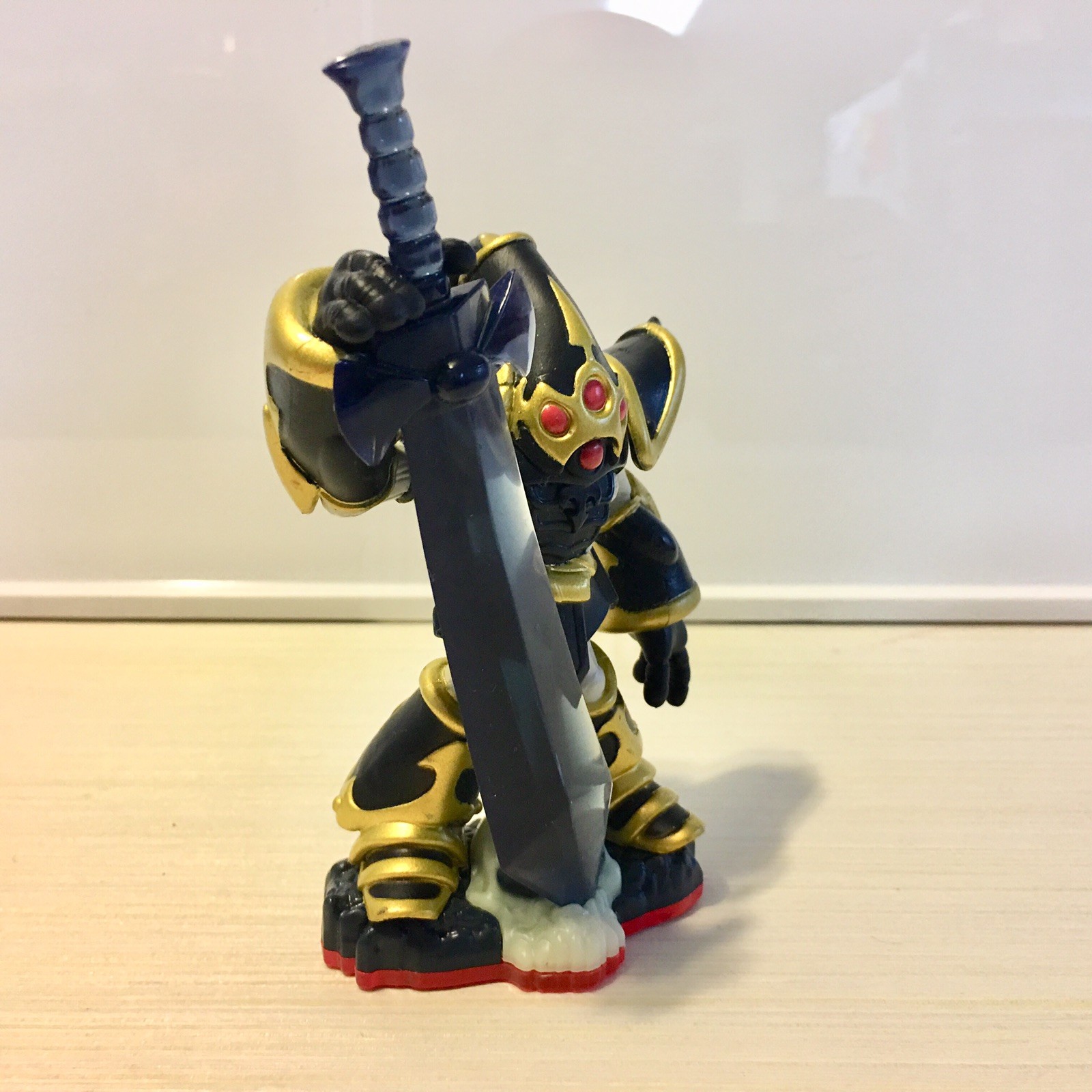 SKYLANDERS: TRAP TEAM: TRAP MASTER KRYPT KING: BUY 4 GET 1 FREE All ...