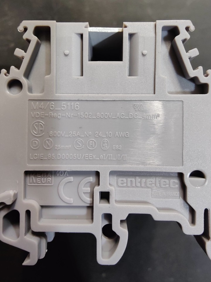 **Lot of 88** ENTRELEC M4/6_5116 GREY TERMINAL BLOCK 25 AMP 600VAC 24 ...