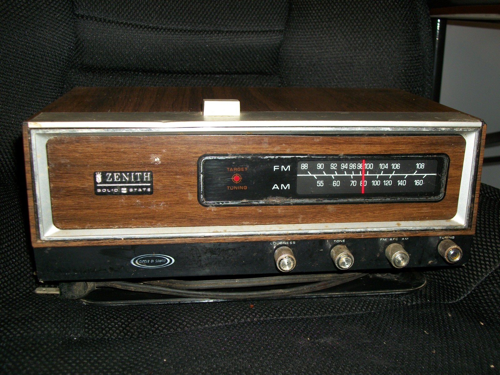 Vintage Working Zenith Solid State Circle Of Sound AM/FM Radio Model ...