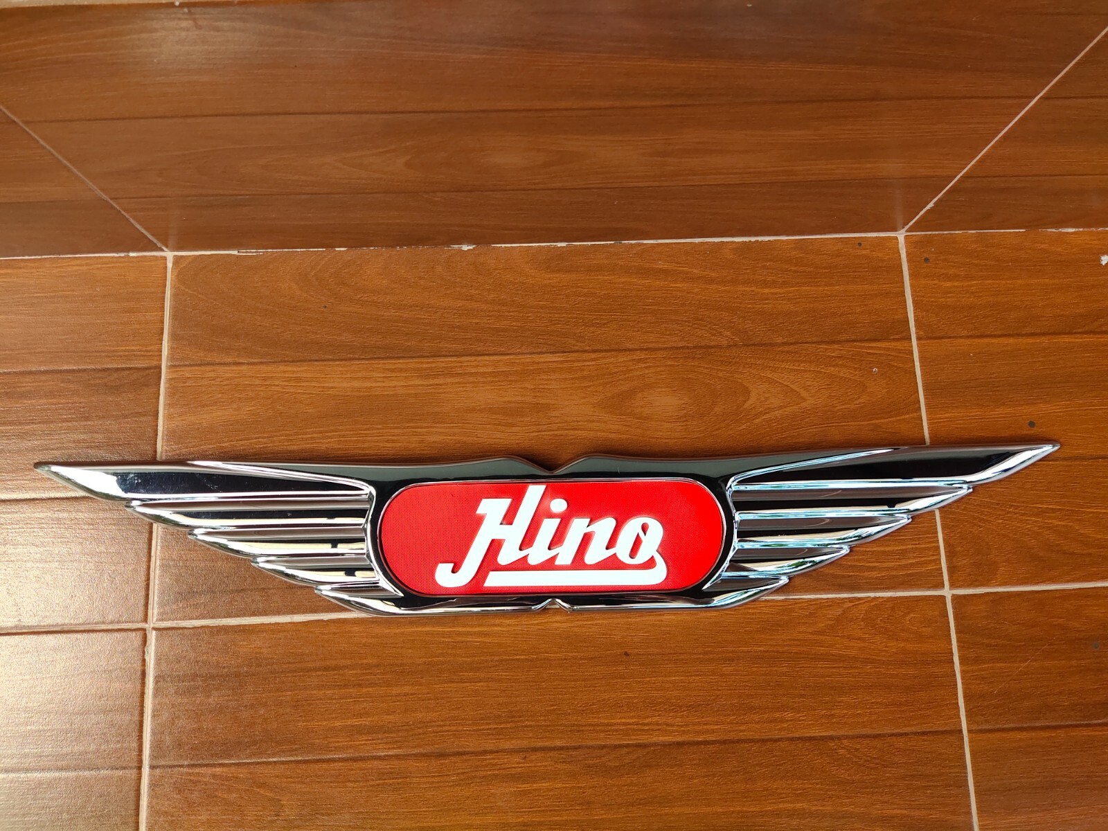 Hino Truck Logo