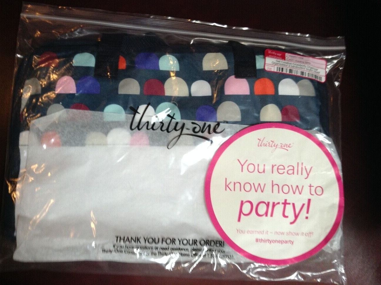 Thirty One Get Creative Crossbody Organizer in Gum Drop. Spots | eBay