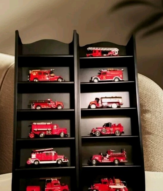 2 Display Shelves Of 11 Models of Matchbox Fire Engine Series W/boxes ...