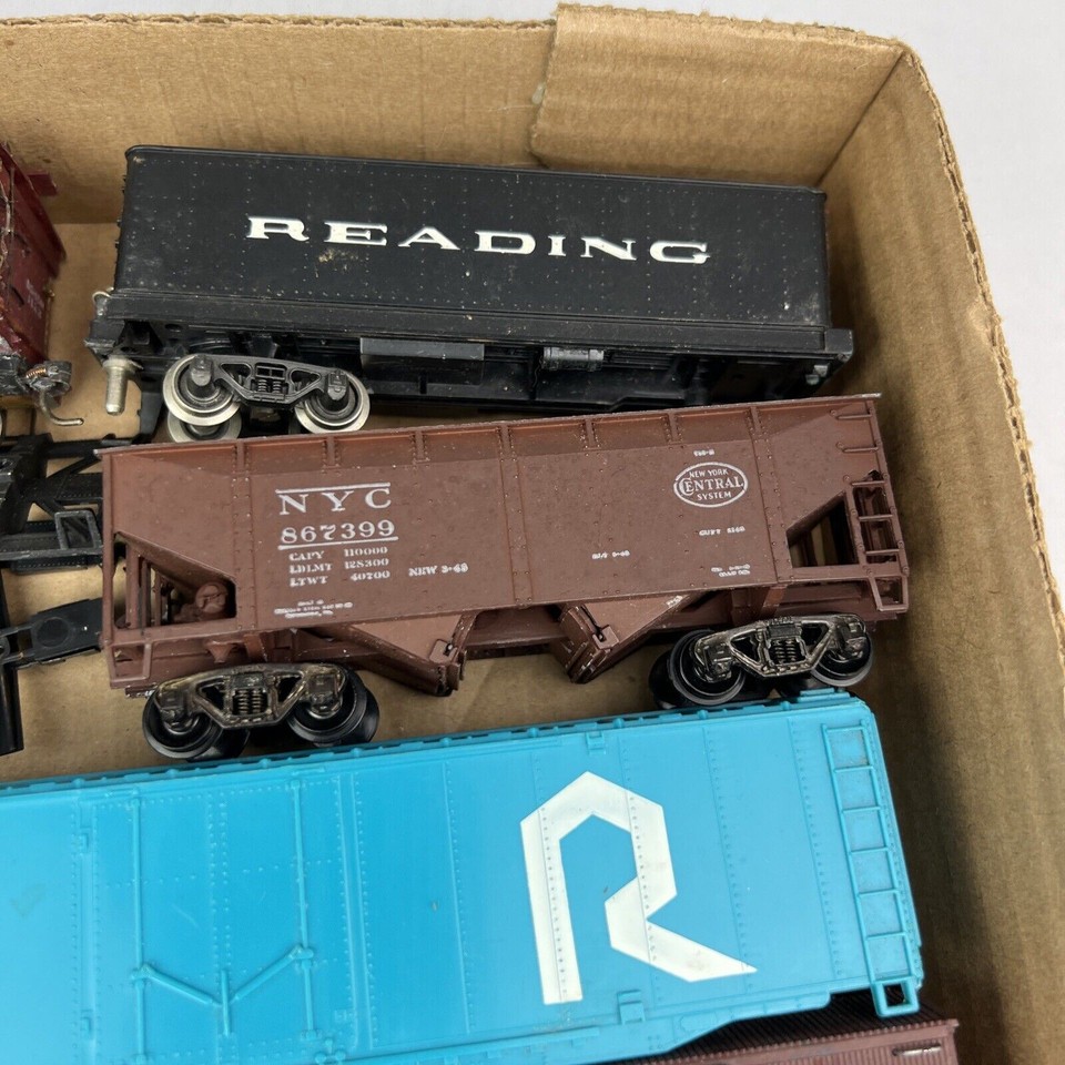 Mixed Lot of Vintage HO Scale Trains / Shells / Base Pieces / Tanker | eBay