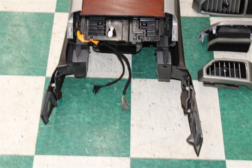 19' F150 Crew King Ranch Brown Floor Shift Woodgrain Center Console ...