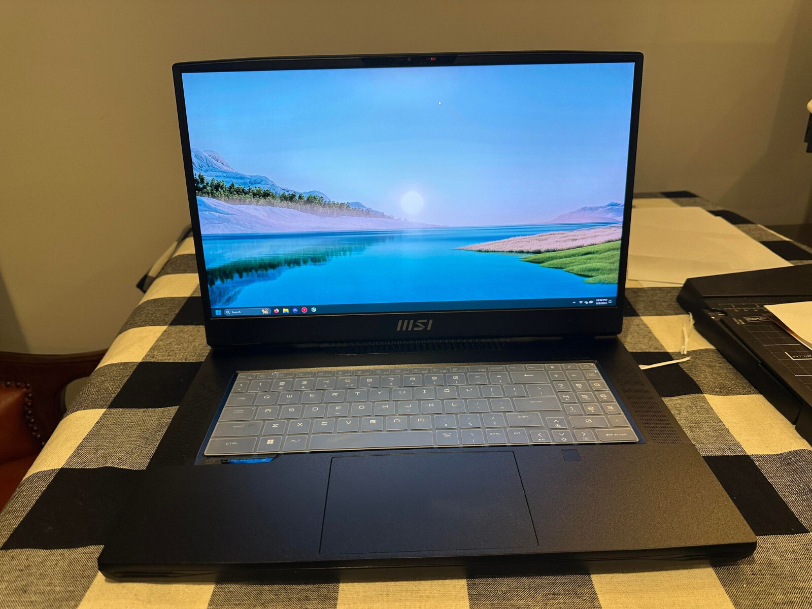 MSI Titan GT77HX (i9-13980HX, RTX 4090, 64GB DDR5 RAM, 2TB SSD ...