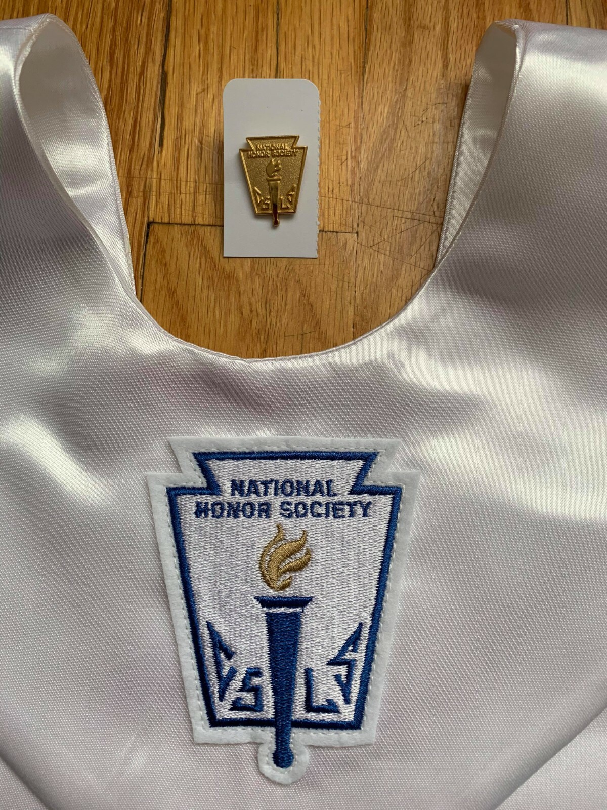 Official National Honor Society NHS White Graduation Pendant Sash Stole ...