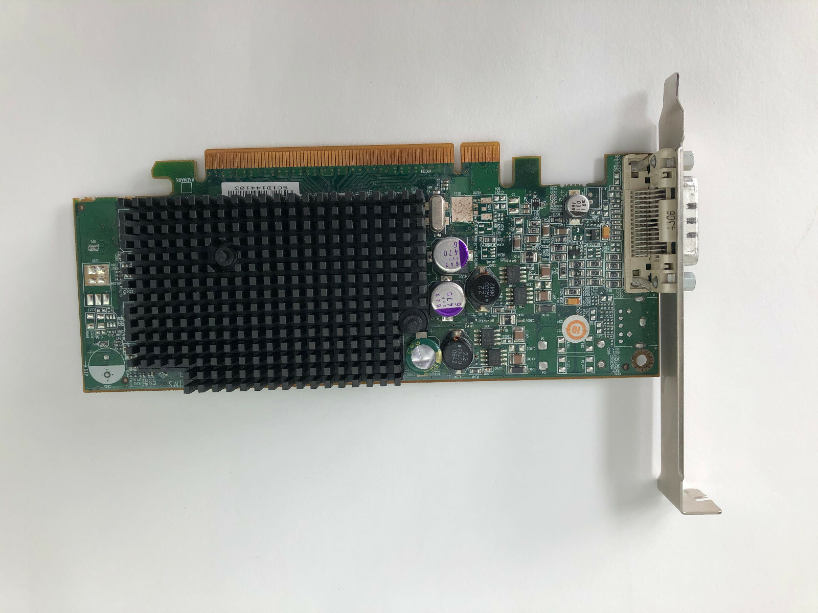 Dell ATI Radeon X600 128MB DDR DMS-59 PCI-Express x16 Video Graphics ...