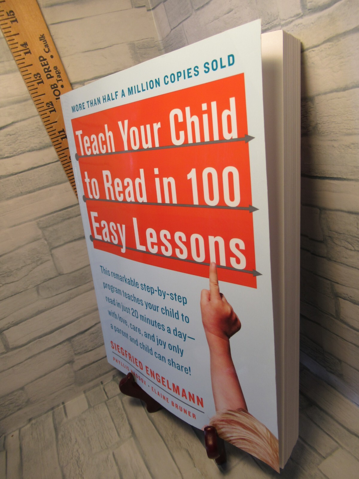 Teach Your Child to Read in 100 Easy Lessons / by Siegfried Engelmann ...
