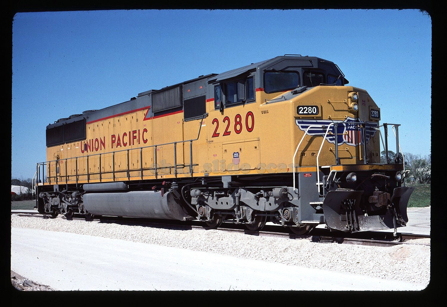 Original Slide - UP Union Pacific 2280 SD60M Fresh Paint Stafford TX 3-9-06 | eBay