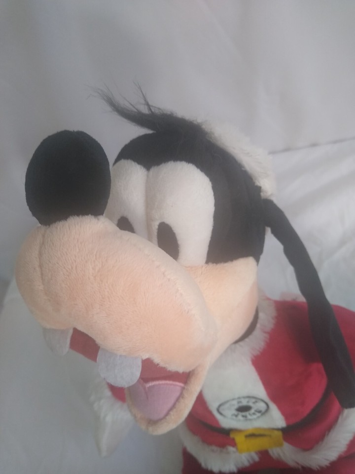 Disney Hallmark Goofy Santa Tickle & Talking Animated Singing Plush ...