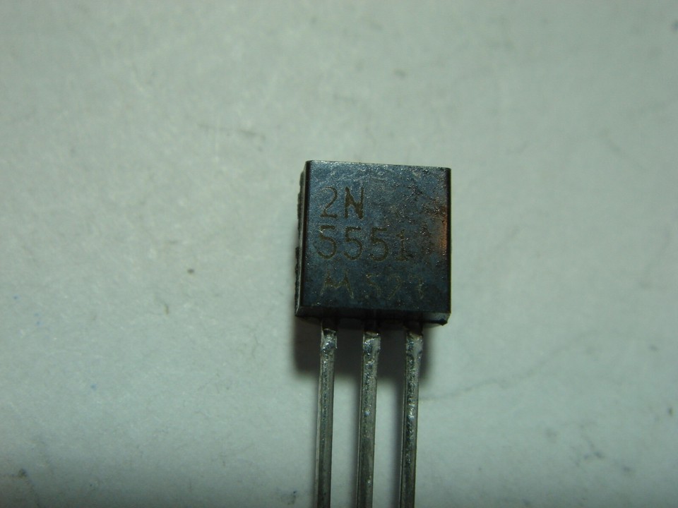 2N5551 Transistor Npn 0,6A 180V 0,6W TO92 #ED10/1 | eBay