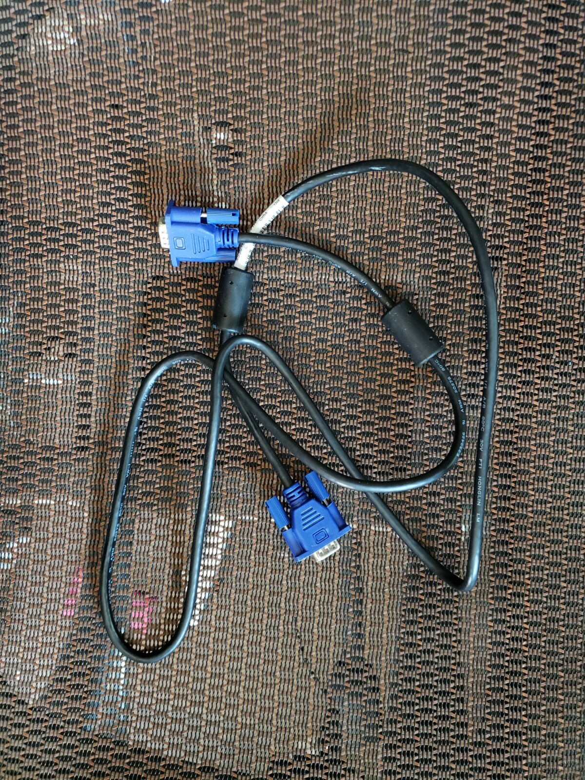 VGA CABLE HOTRON E246588 AWM STYLE 20276 VW-1 80C 30V FT1 | eBay