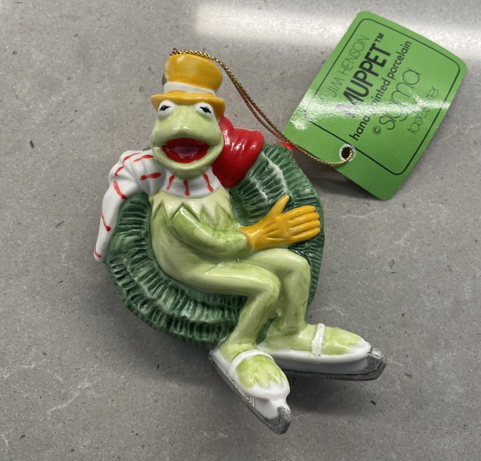 Muppet Christmas Ornaments Sigma Ceramics Kermit in a Christmas Wreath ...